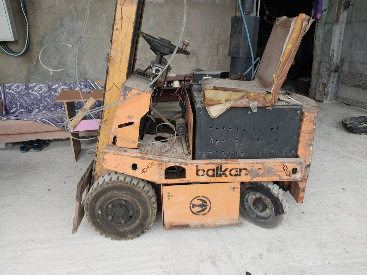 Продажа электрокаров balkancar, Stivuitor