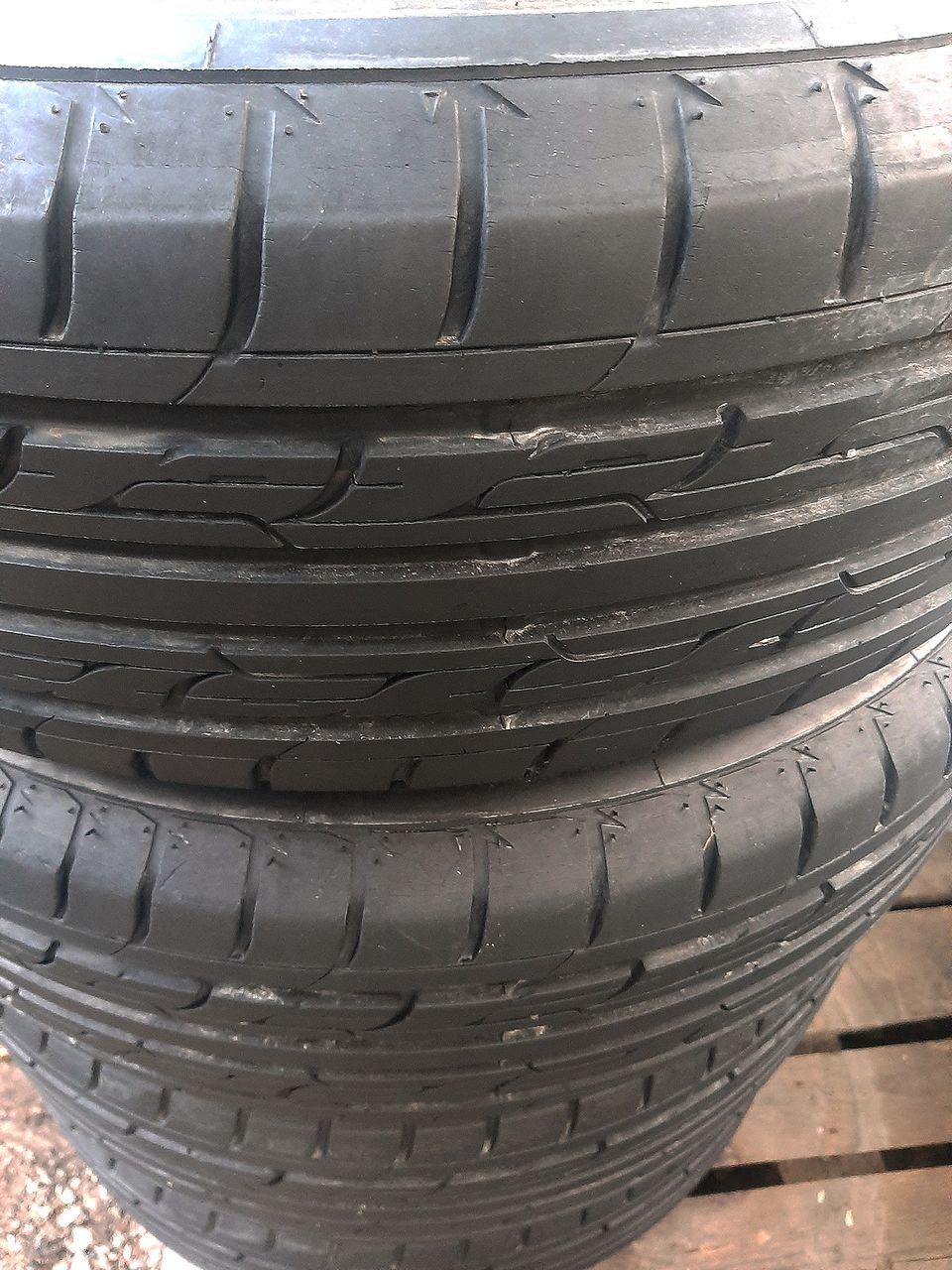 4 Anvelope R18 235 60 Vara Reinforced