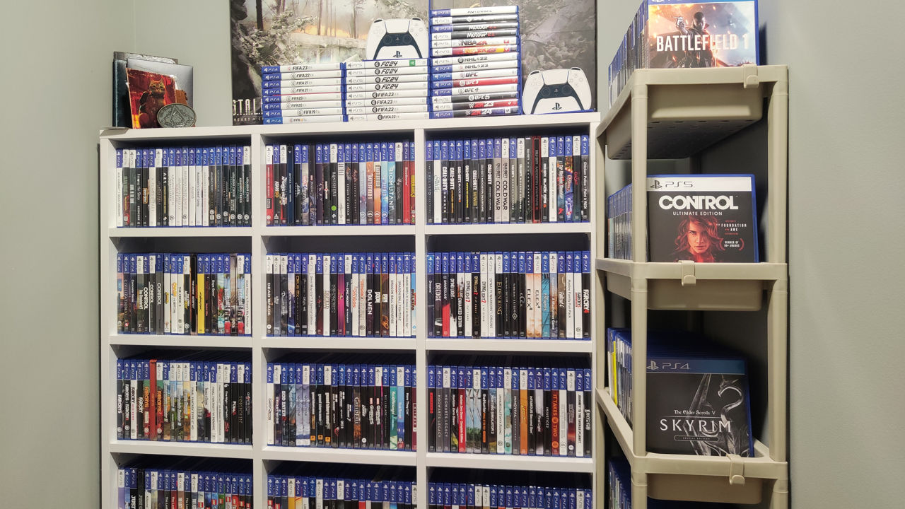 Discuri PlayStation 4 PlayStation 5 / PS4 / PS5 / 373 de jocuri în stoc