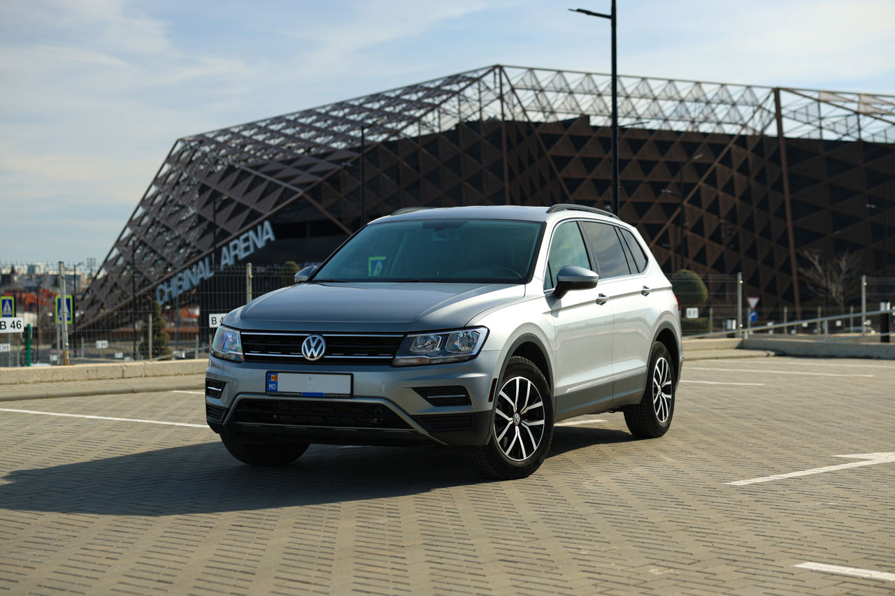 Volkswagen Tiguan an. 2021 cu rulaj 118000 km, Benzină, 19850