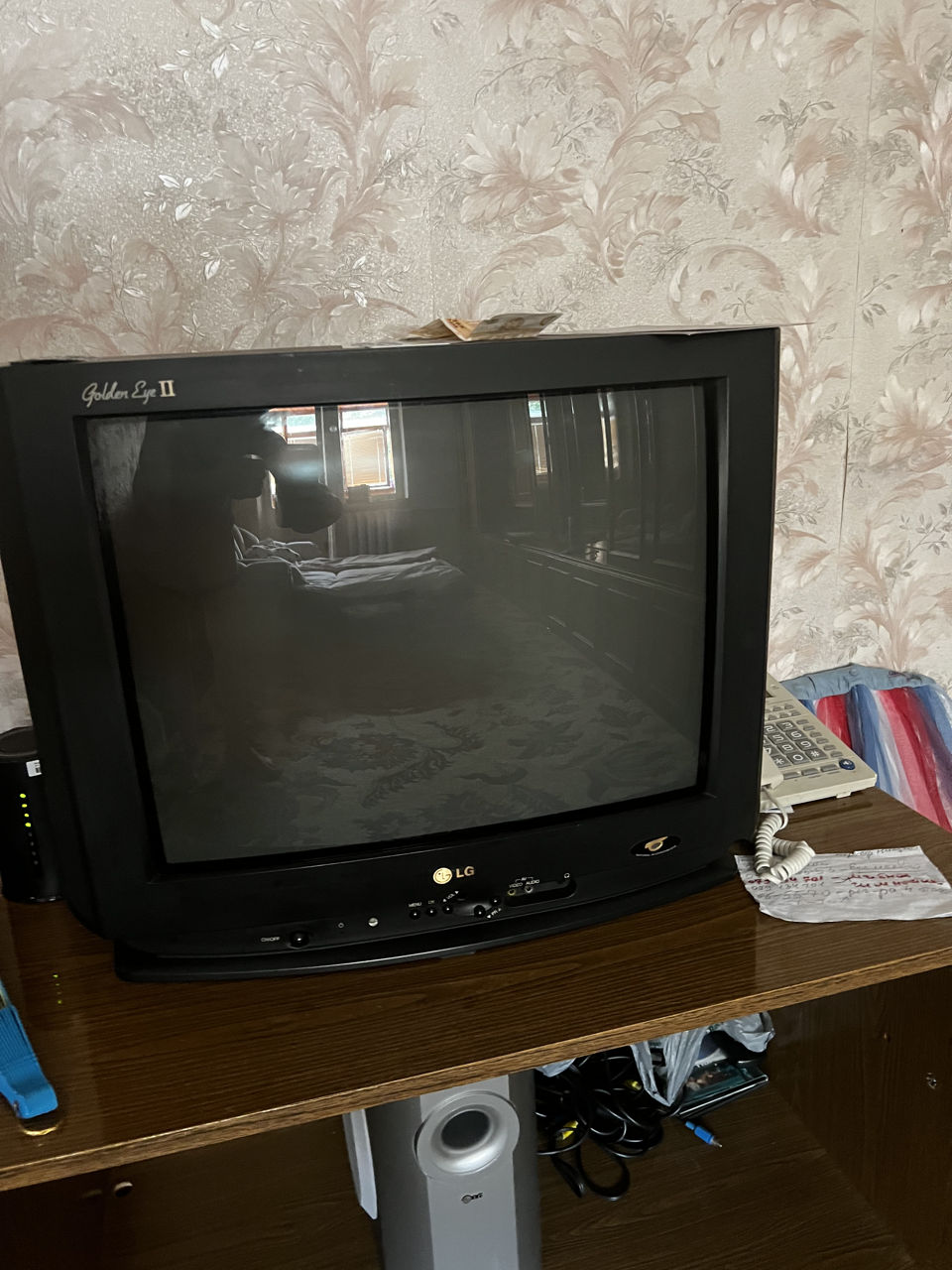 Продаю телевизор