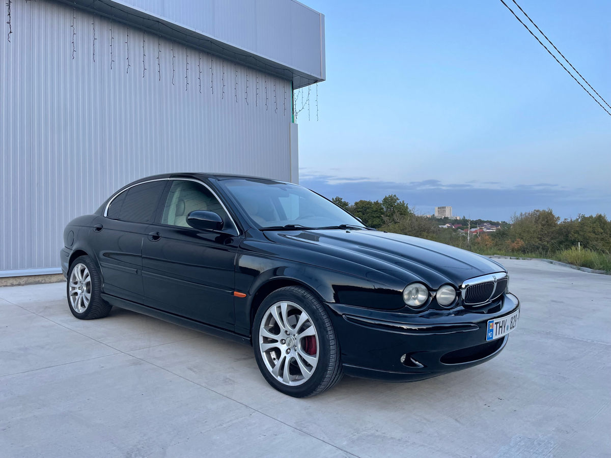 Jaguar X-Type
