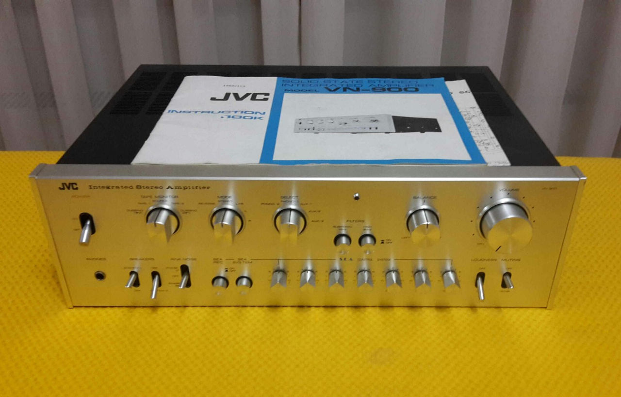 Настоящий Винтаж Усилитель JVC VN - 900 сделанный в Японии 1973 год