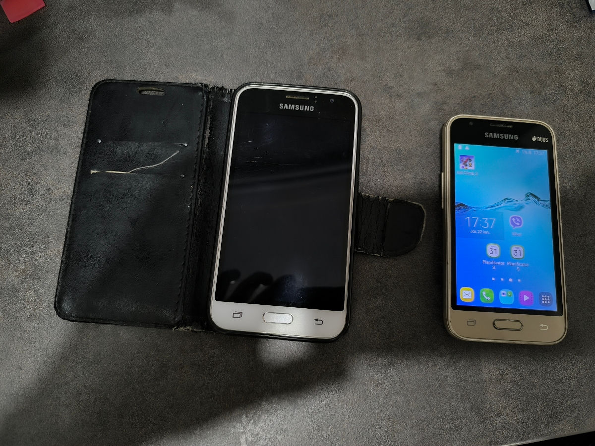 2 telefoane Samsung