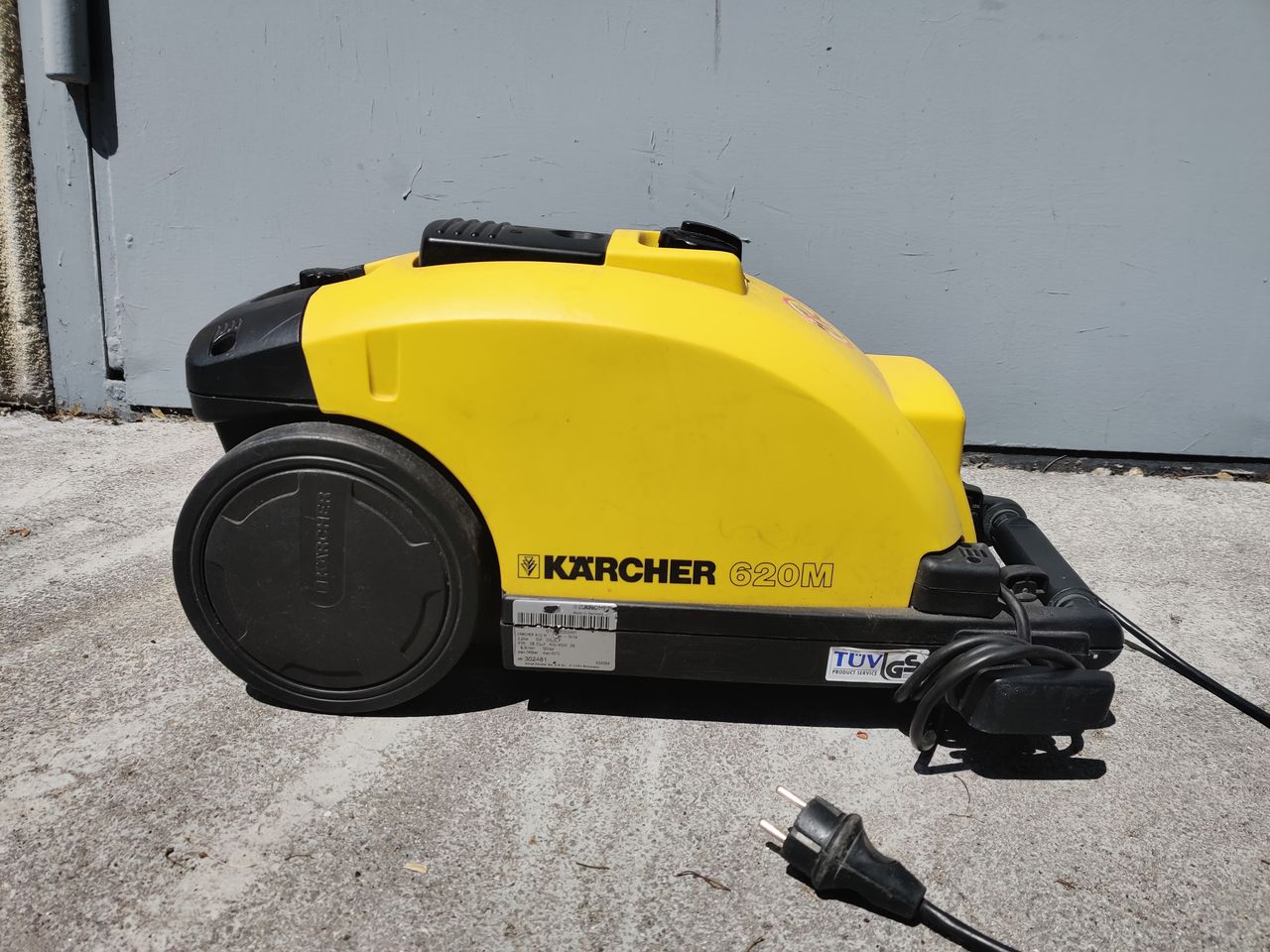 Aparat de spălat cu presiune Karcher 620M, adus din Germania