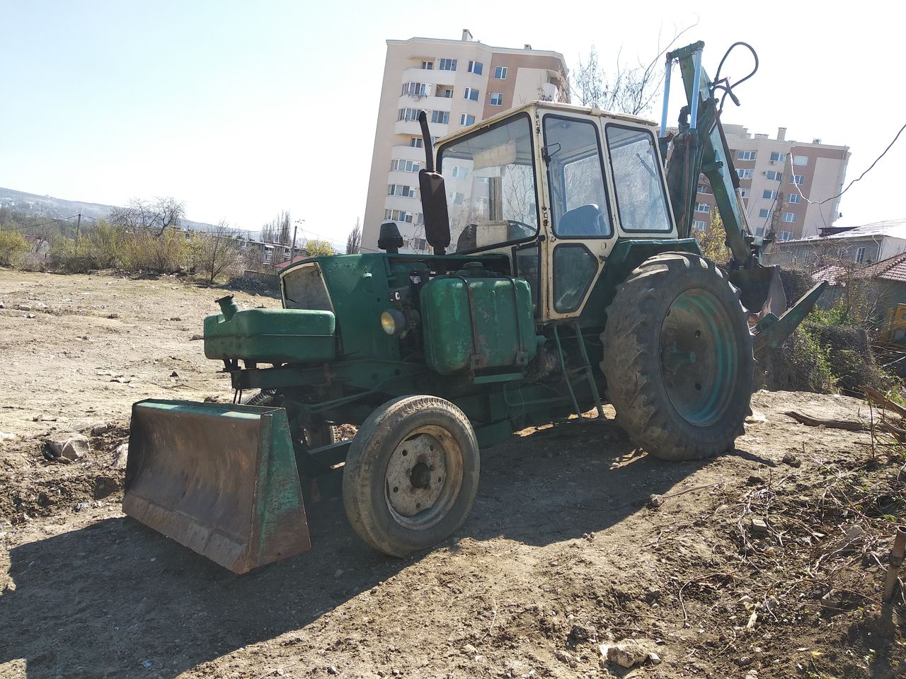 Экскаватор Юмз