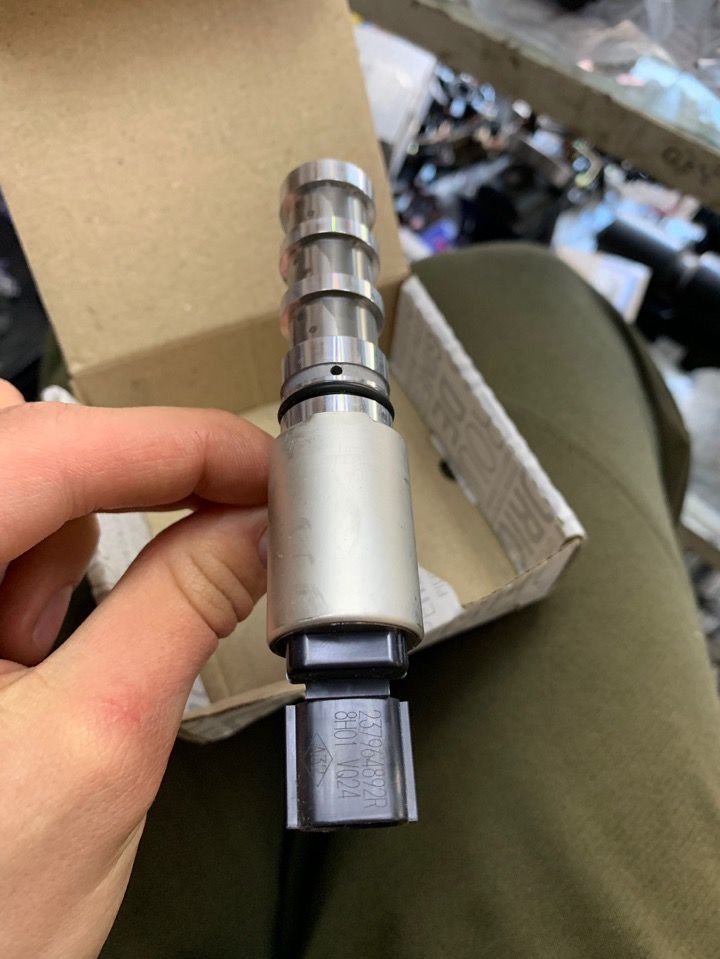 237964892R Электромагнитный клапан