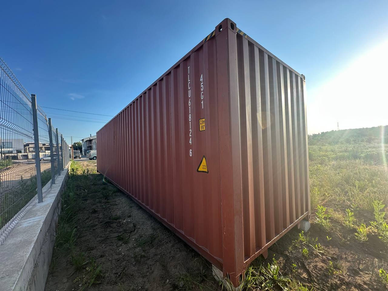 Container