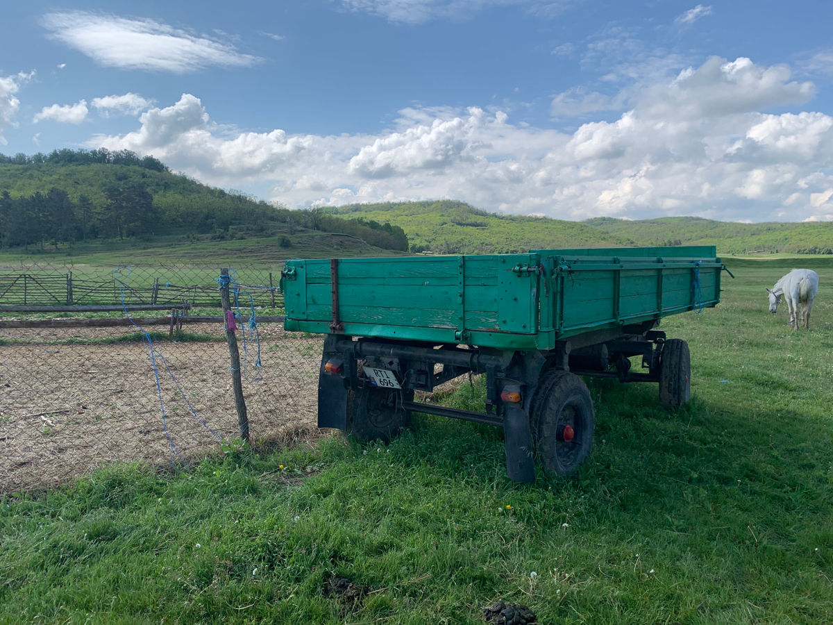 Tractor plug remorca