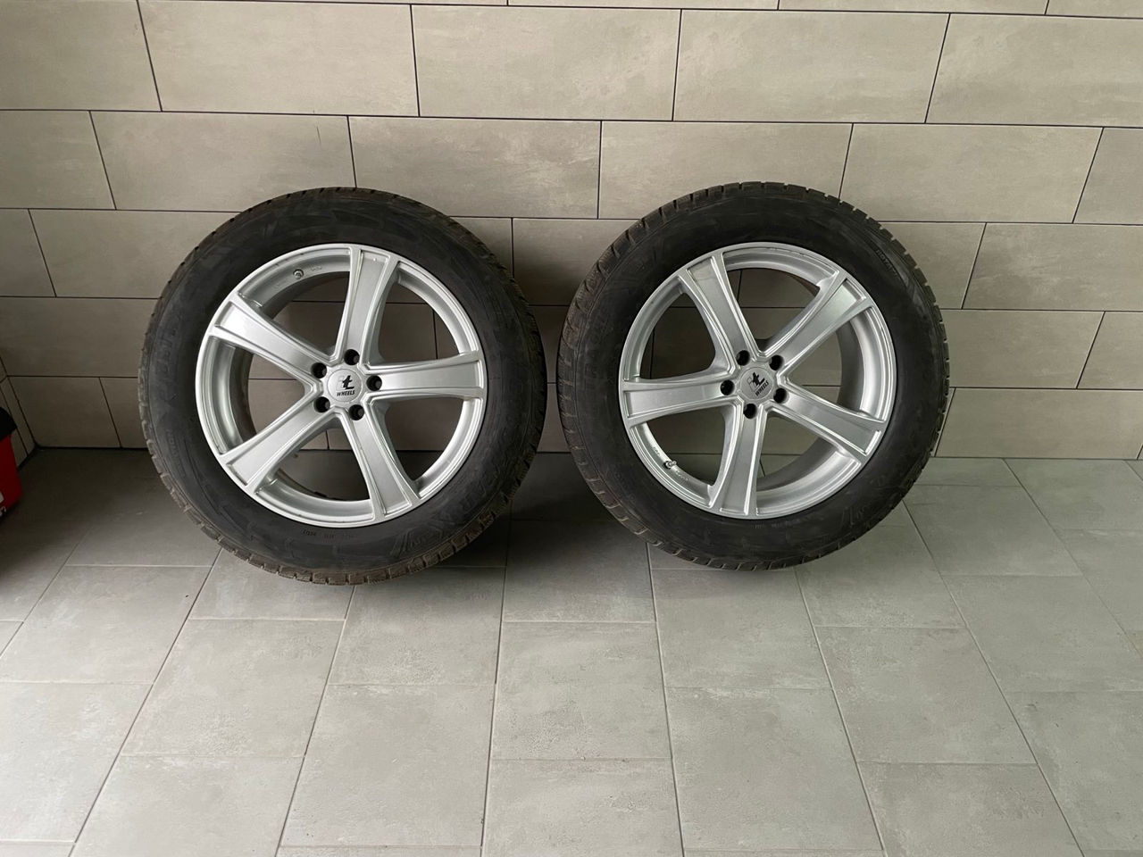 255 55 r19 Anvelope cu Jante Jaguar F Pace