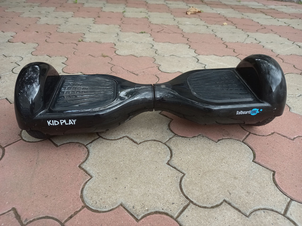 Vand Hoverboard la un pret accesibil . Made in Italy
