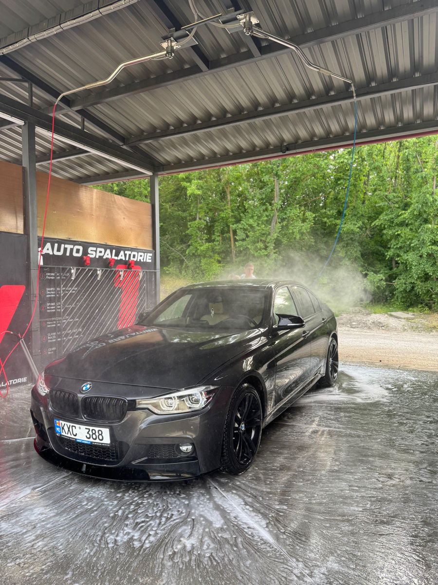 BMW 3 Series an. 2016 cu rulaj 155000 km, Benzină, 16300