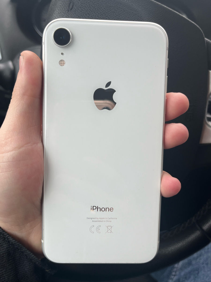Apple XR 64