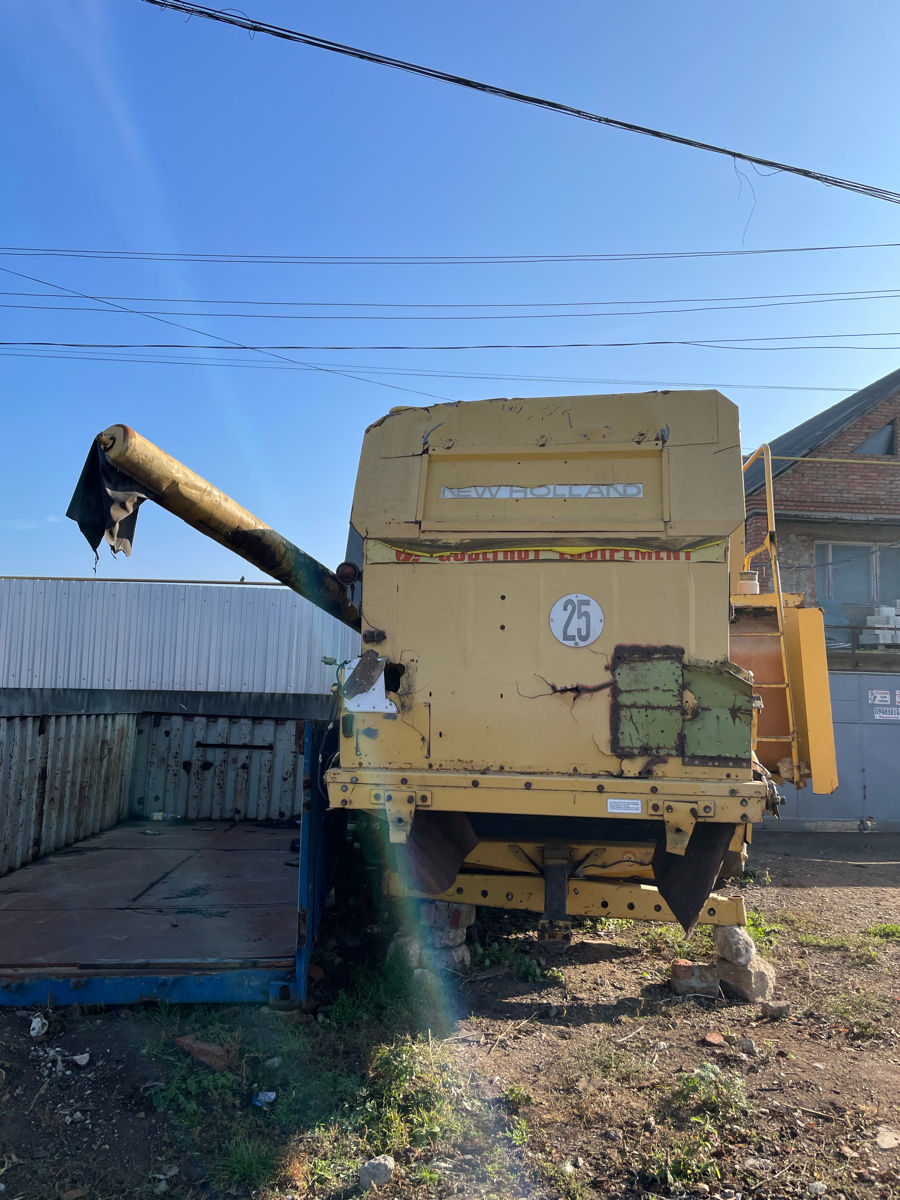 Комбайн New Holland tx34