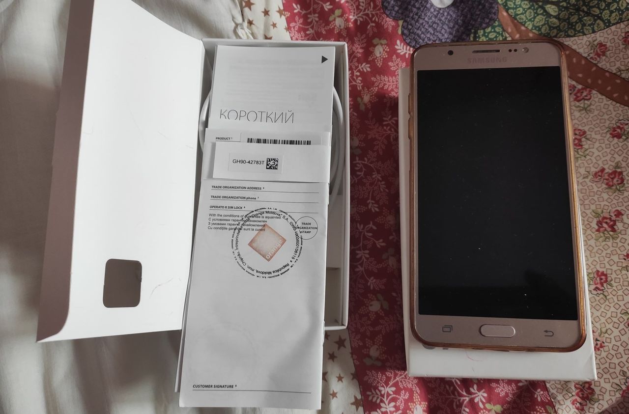 Vind Samsung J7 in stare buna, totul inclus , procurat de la Orange ...