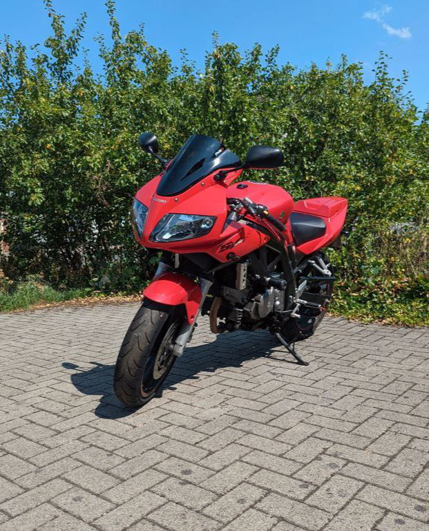 Suzuki SV 650s