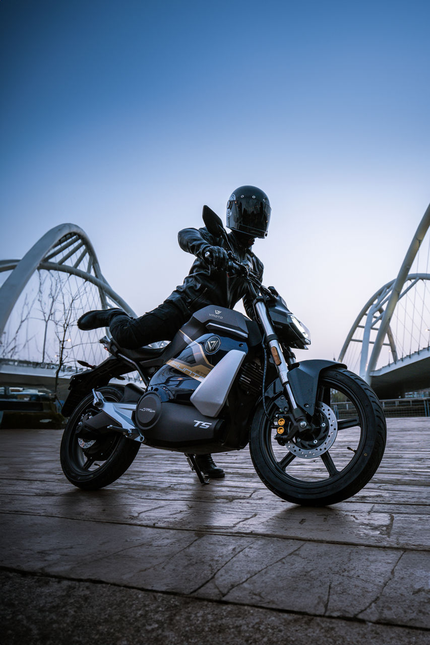 Super Soco TS Street Hunter an. 2023 cu rulaj 10 km, 3500