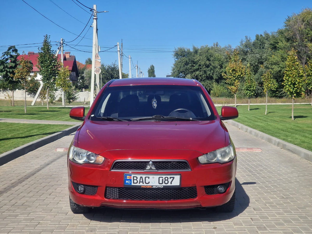 Mitsubishi Lancer an. 2007 cu rulaj 252000 km, Benzină, 4499