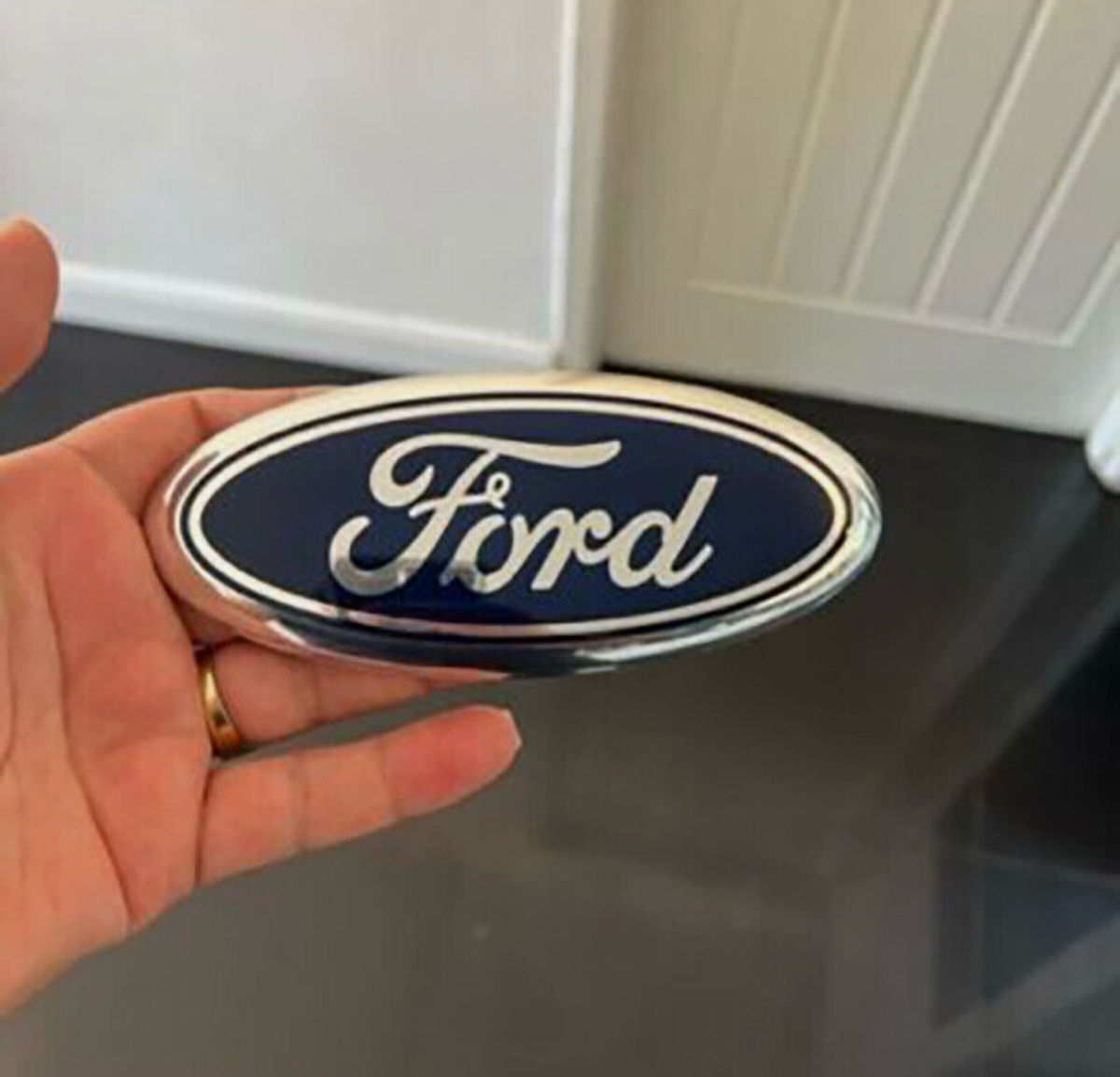 Ford Semn Знак