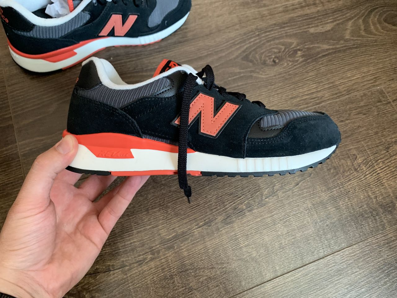 New Balance 570