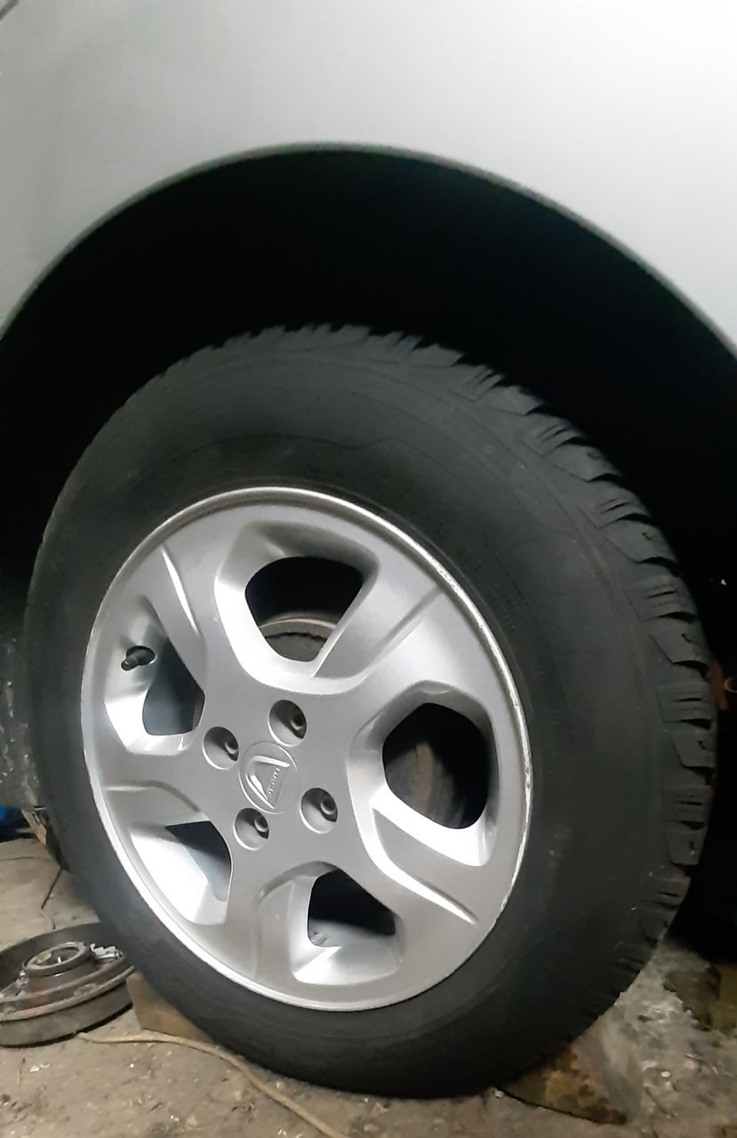 Roti R15 Originale la Dacia