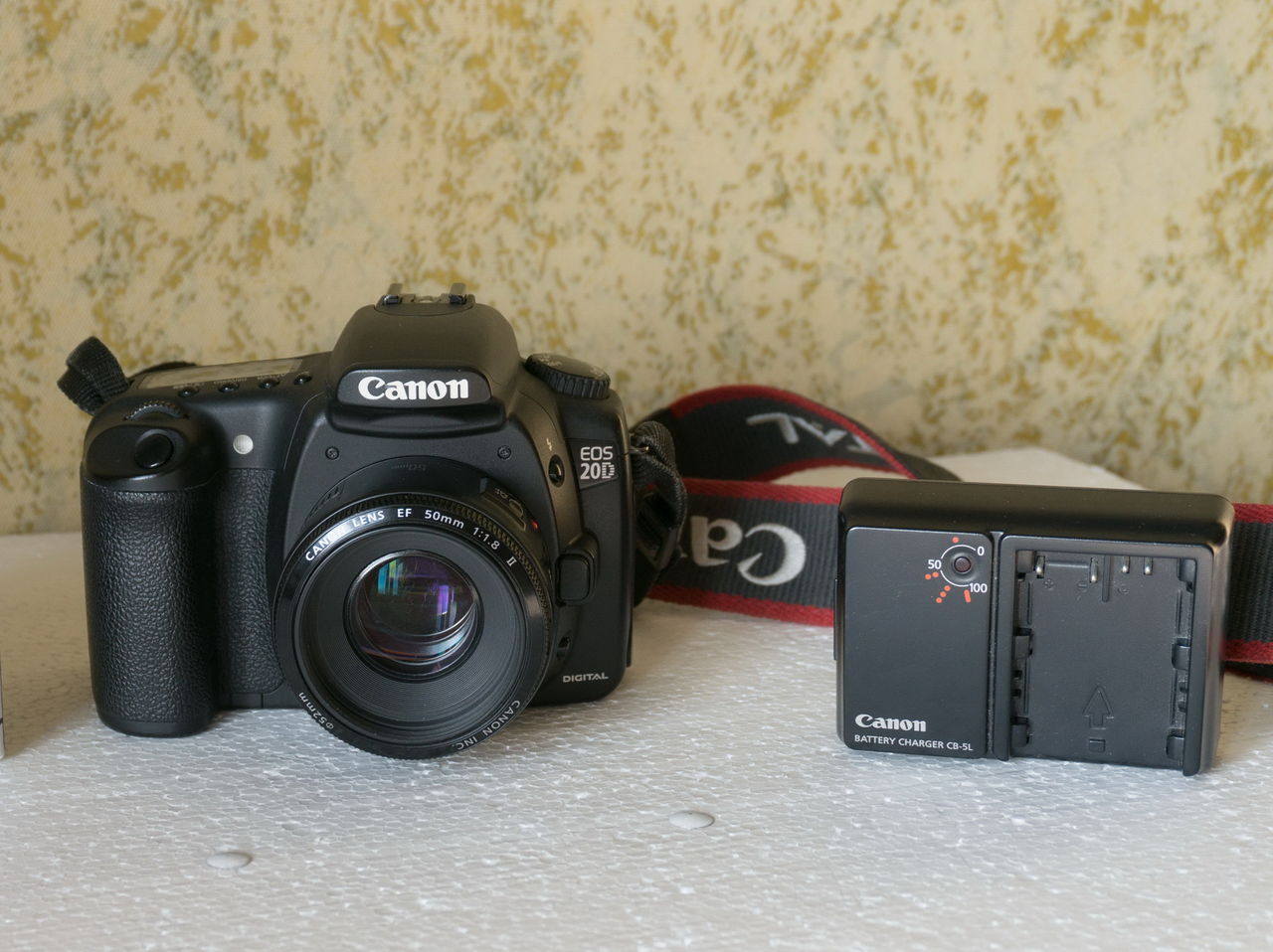 Canon EOS 20D