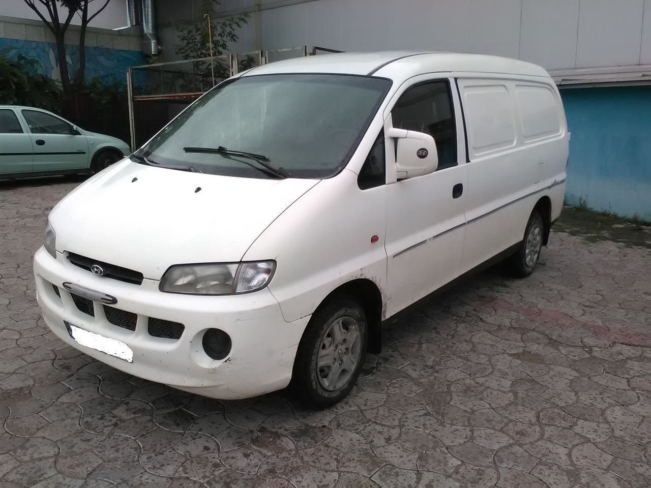 Hyundai H 200