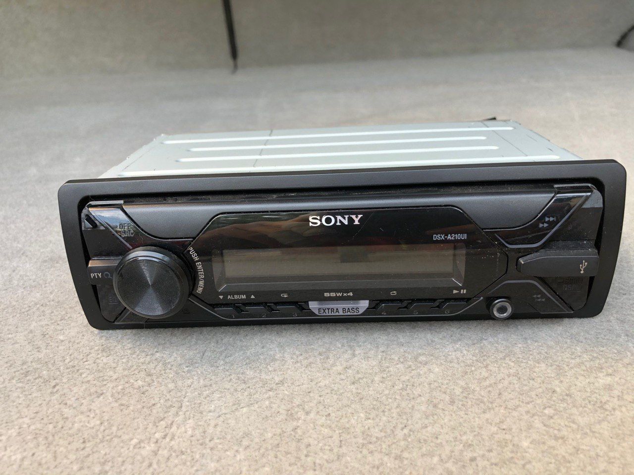 Sony DSX-A210UI Original
