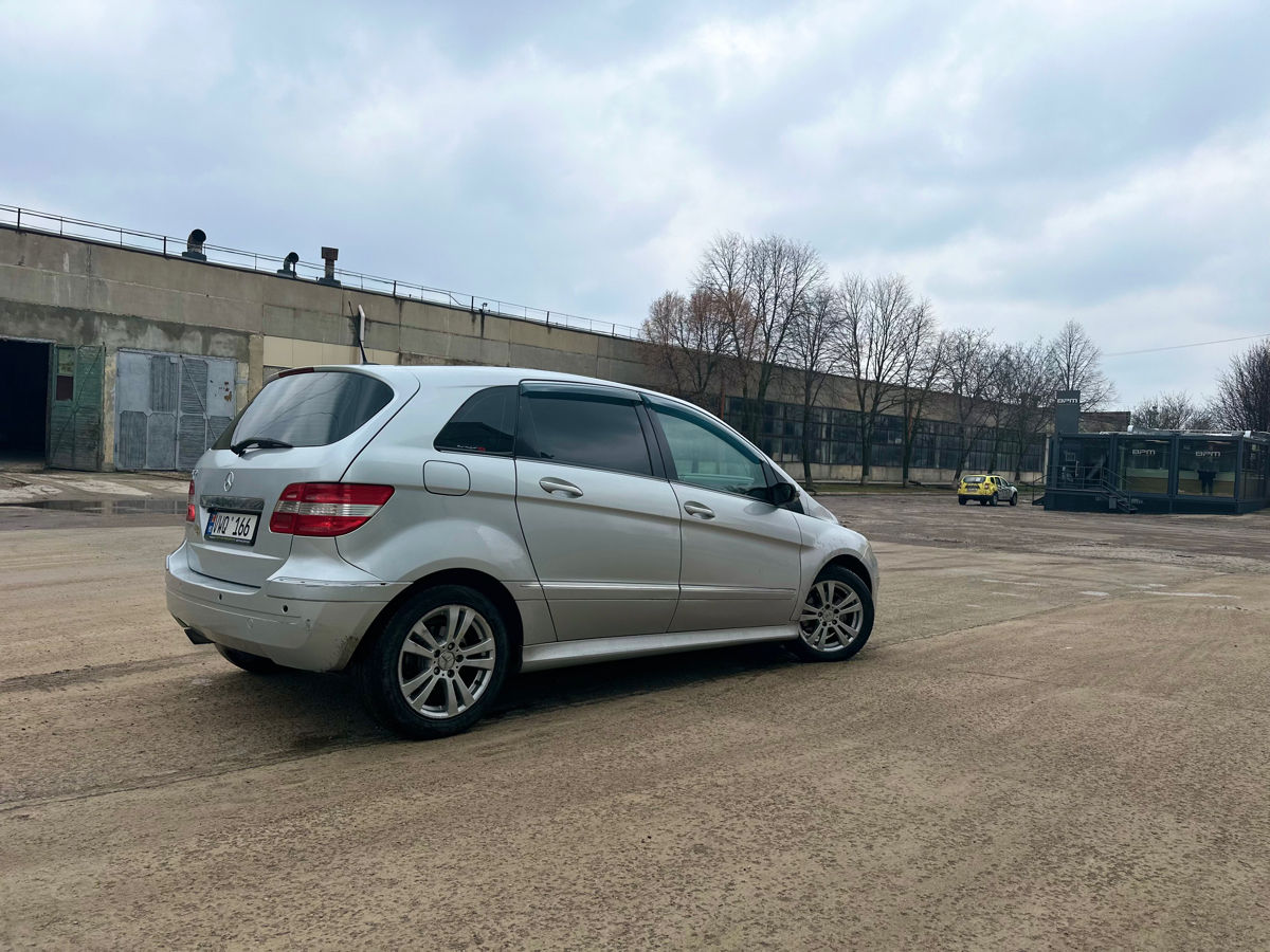 Mercedes B-Class