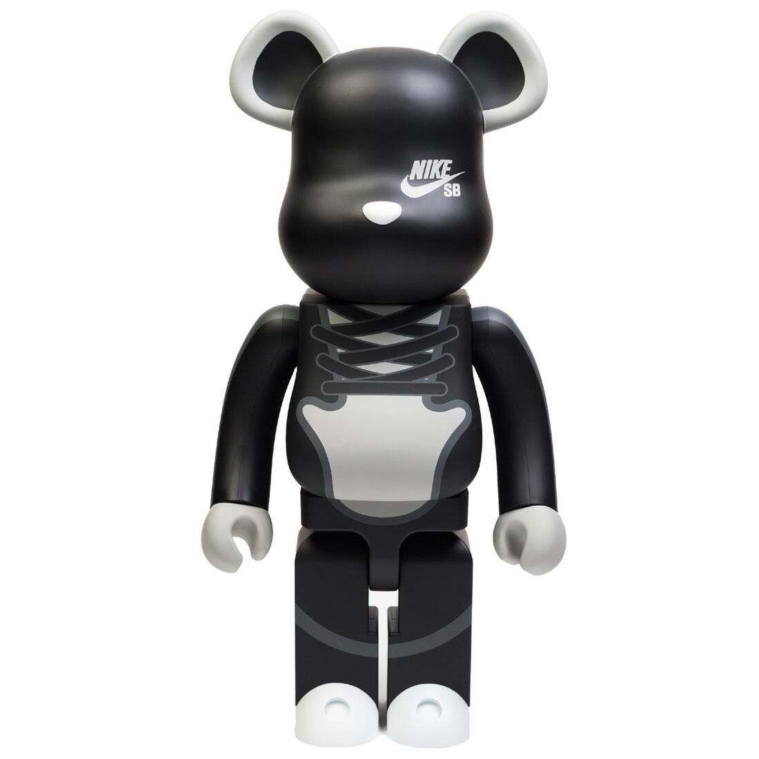 Bearbrick & Kaws