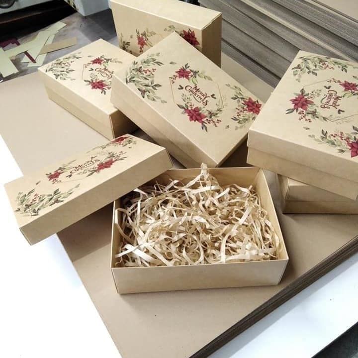 Cutii pentru cadouri corporate