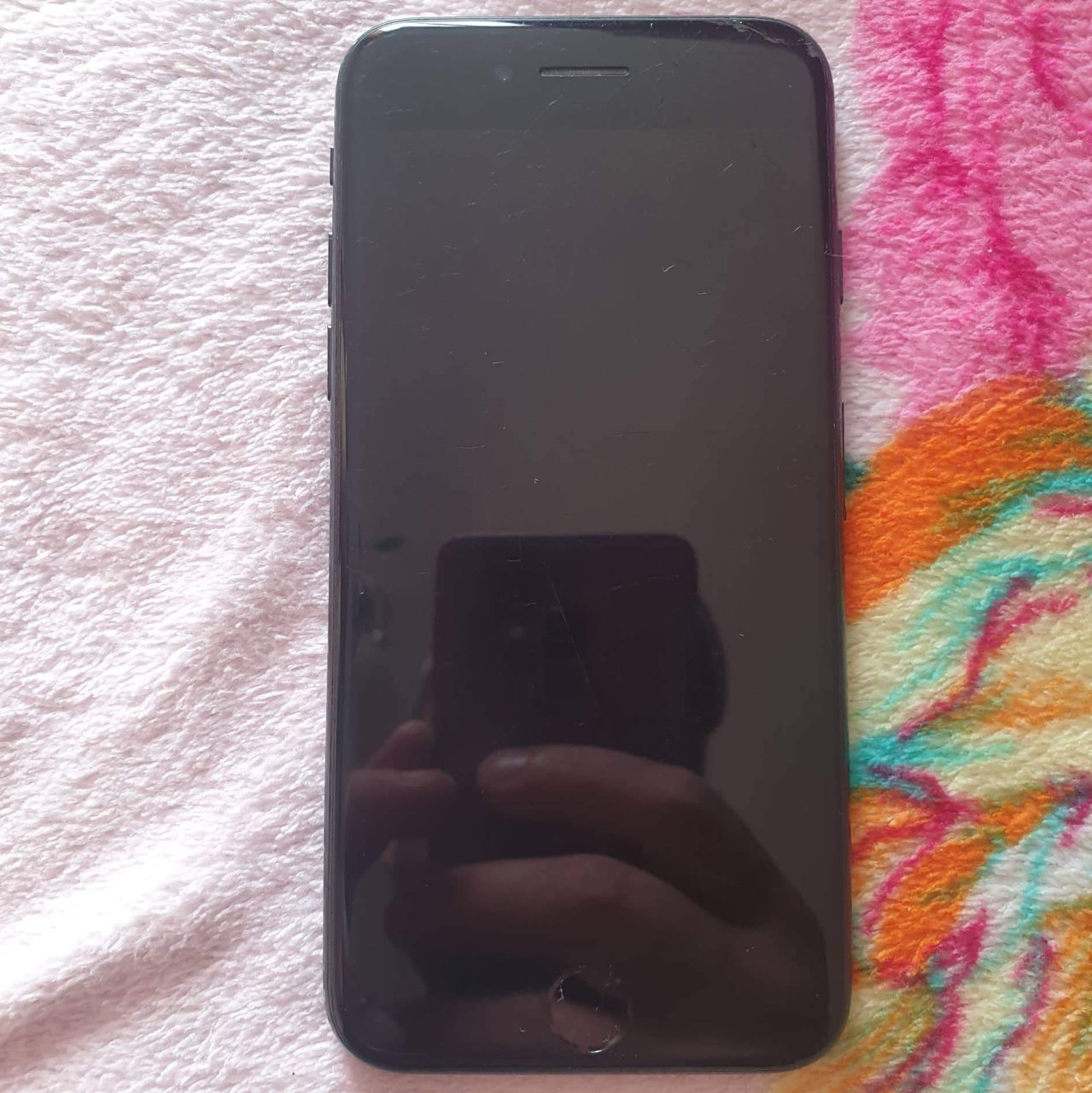 Vind urgent iphone 7 original tot lucreaza