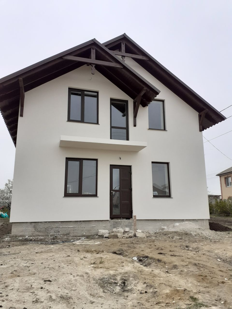 Casa noua data in exploatare