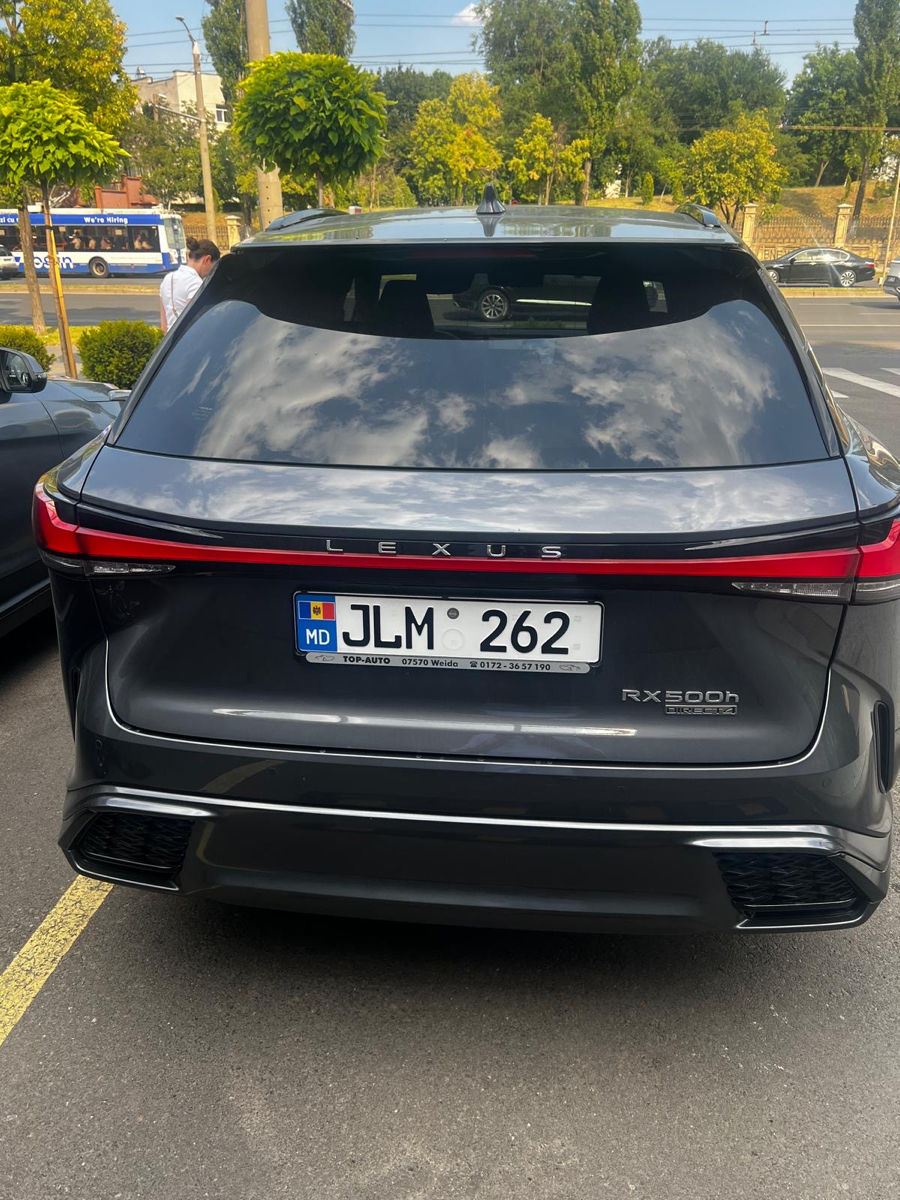 Lexus RX Series an. 2024 cu rulaj 13000 km, Hybrid, 72500