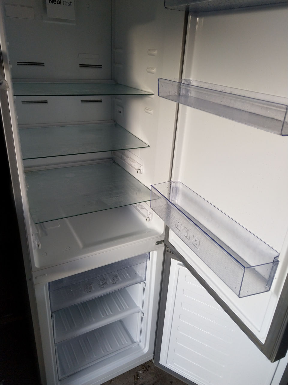 Frigider beko no frost