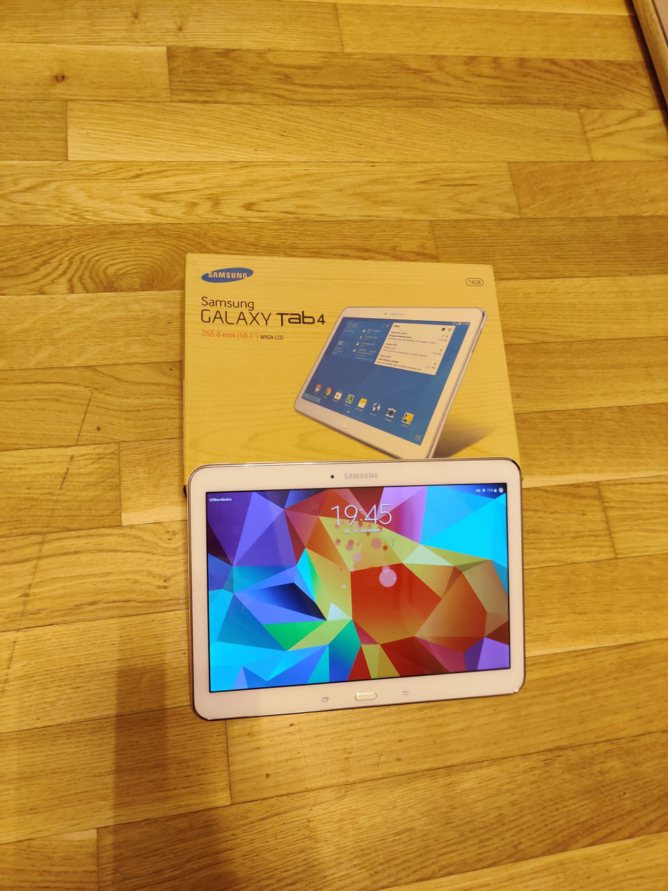 Galaxy Tab 4 Cadou perfect de sărbători