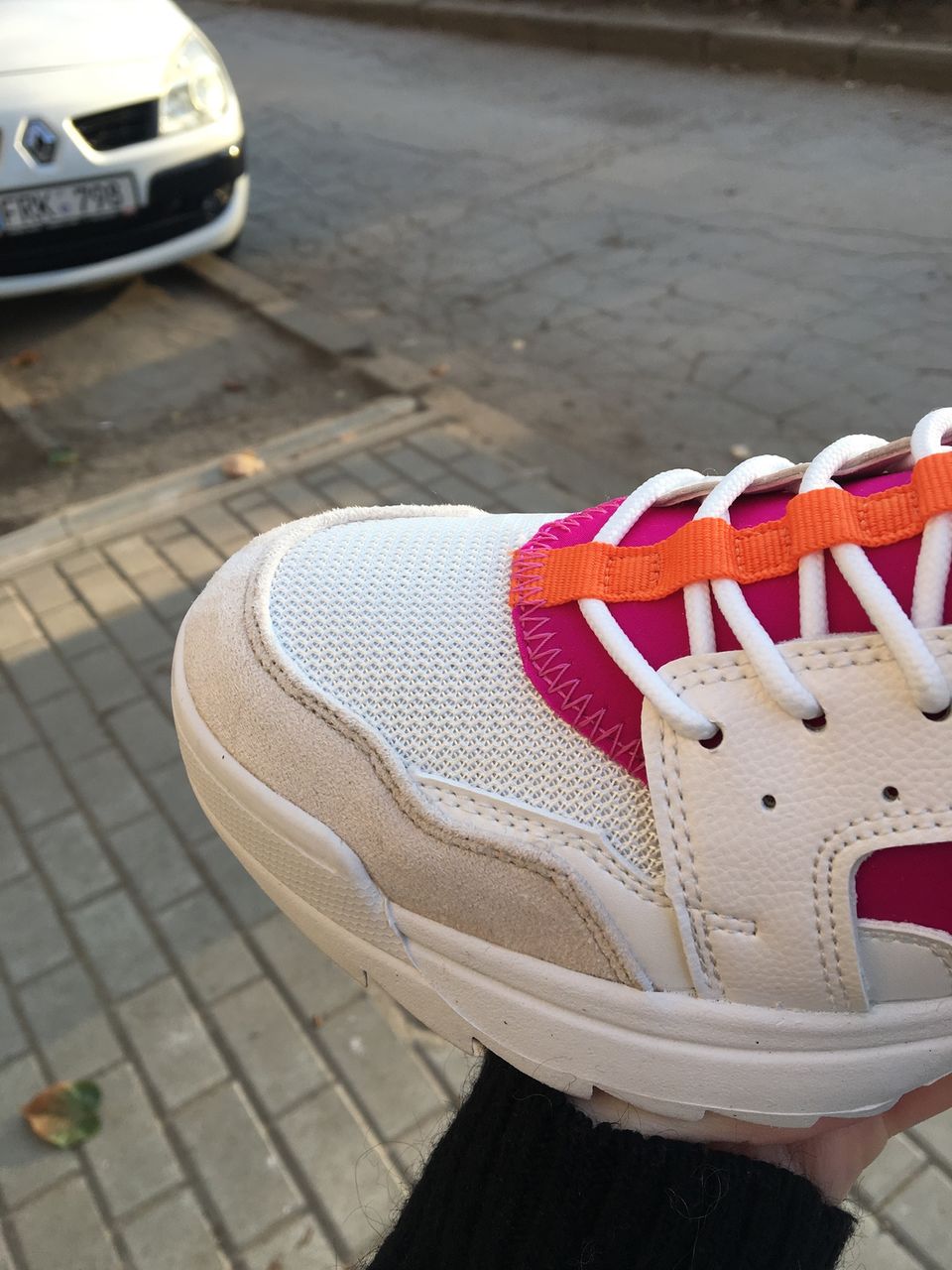 Новые кроссовки! Производитель Испания! Размер 39