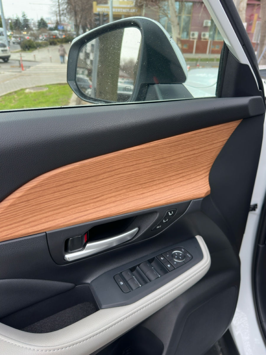 Toyota Grand Highlander an. 2025 cu rulaj 1420 km, Hybrid, 63800