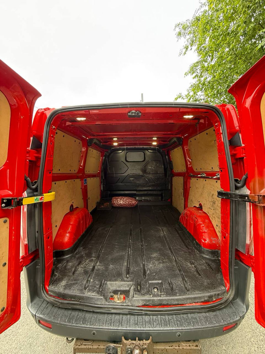 Ford Transit Custom 2017 г. с пробегом 204000 км, Дизель, 8300