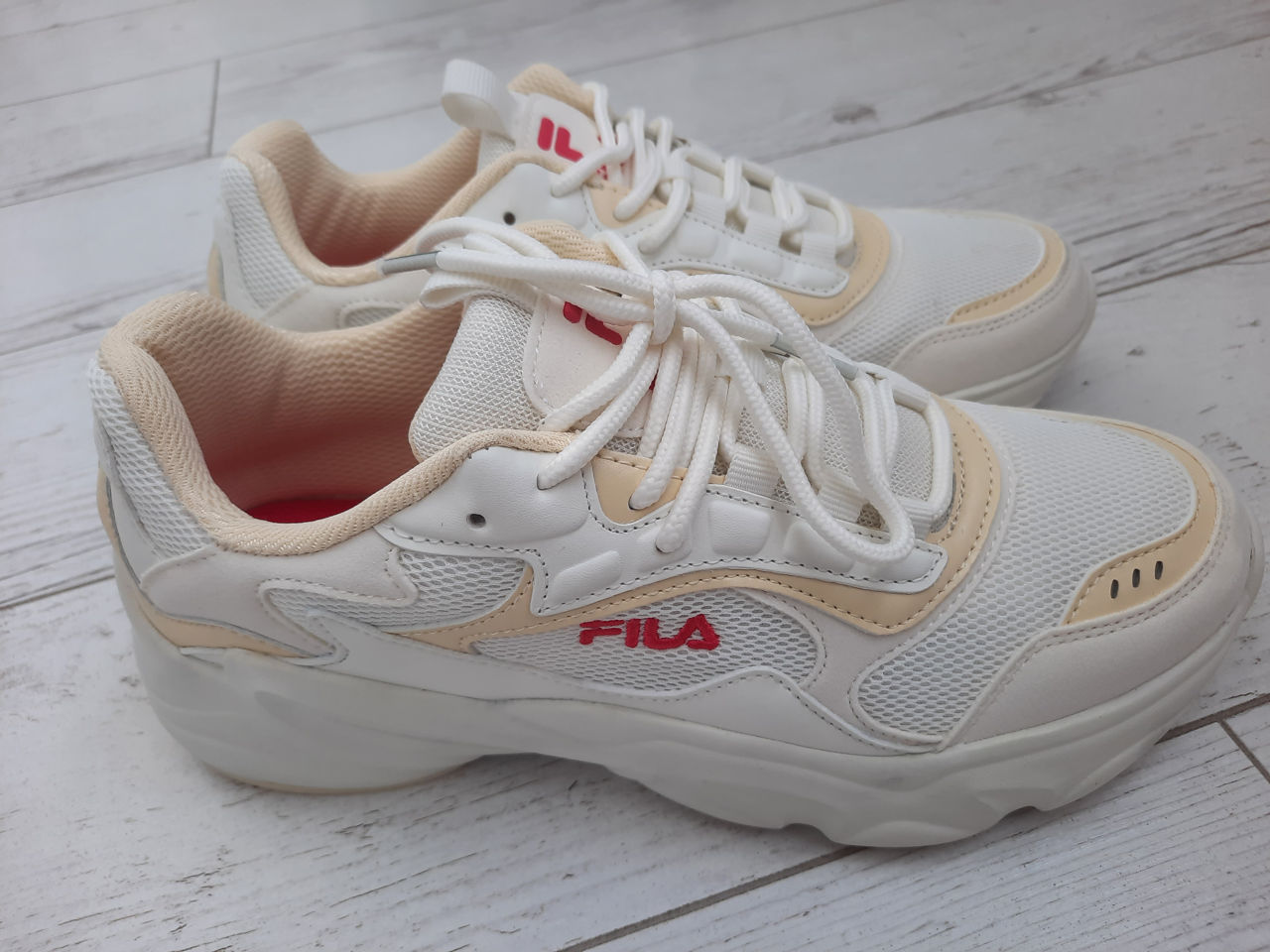 Adidasi Fila Noi 39
