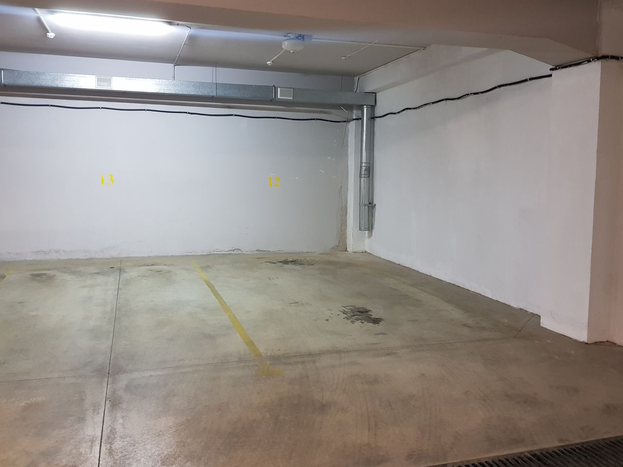 Loc parcare subterana / место в подземной парковке, str.Teodorovici ...