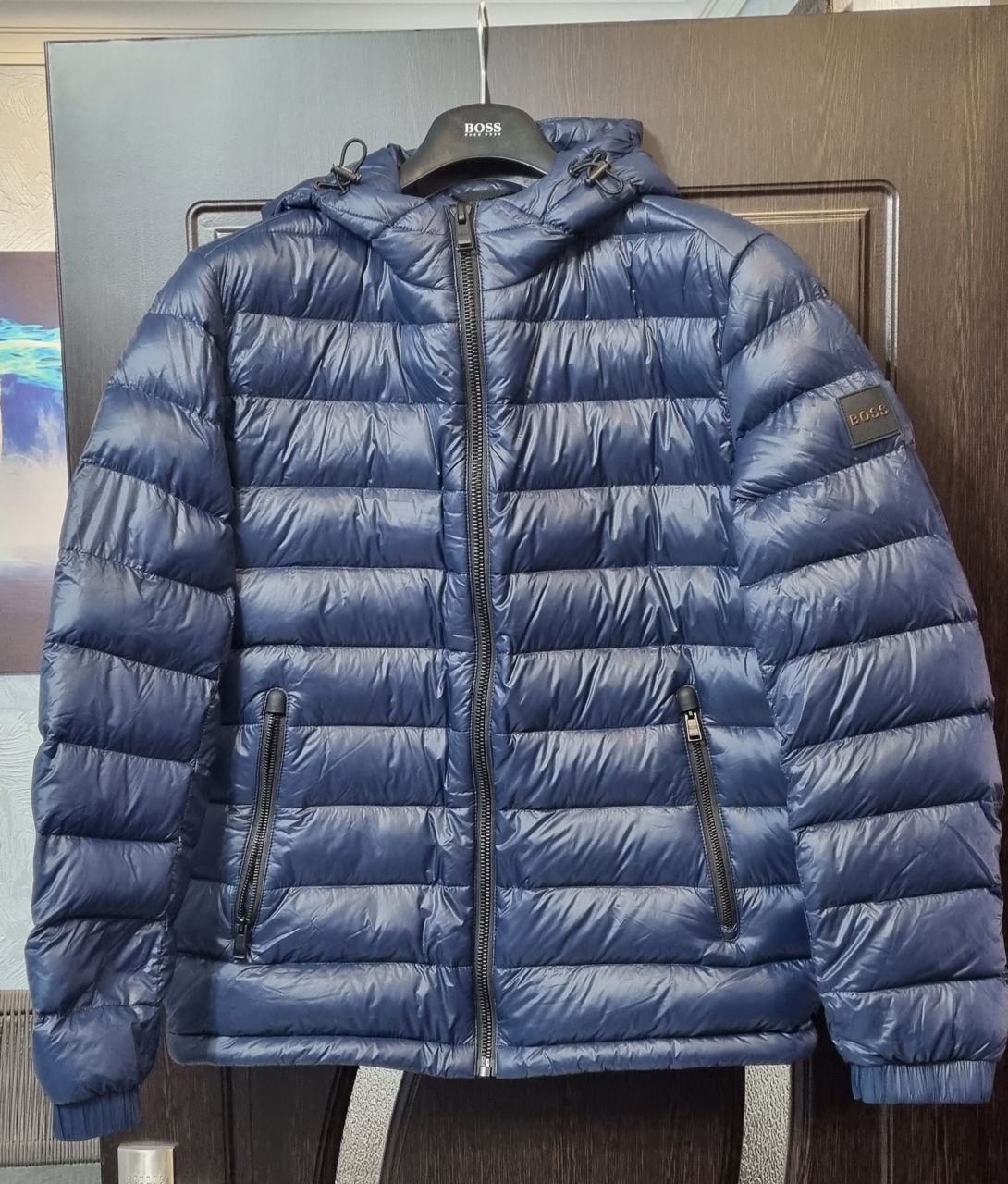 Срочно продам фирменные зимние курти Hugo Boss и O'Neil!
