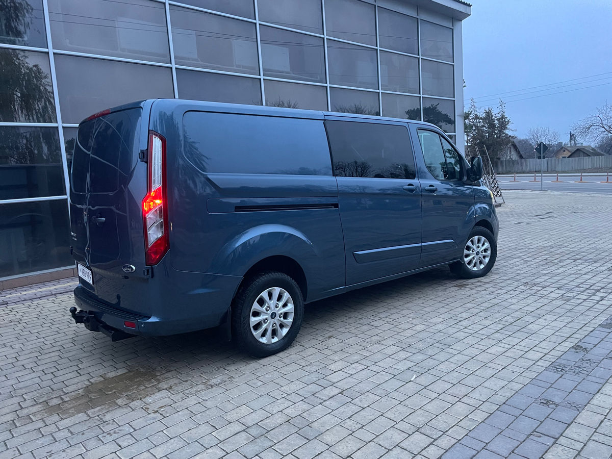 Ford Custom 5 Locuri an. 2019 cu rulaj, Diesel, 15750