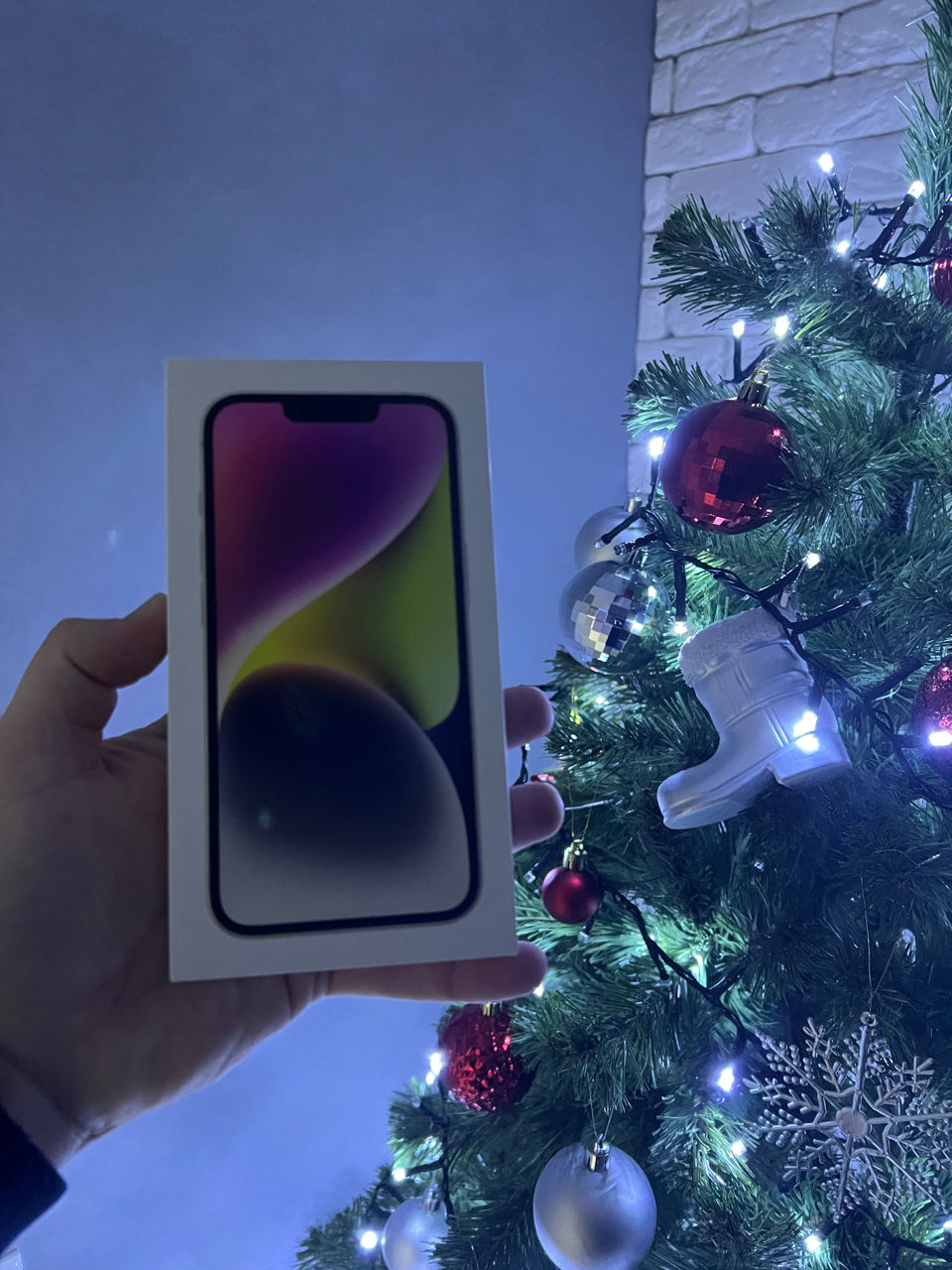 Vind iPhone 14 128Gb Starlight Sigilat / New / Neverlock