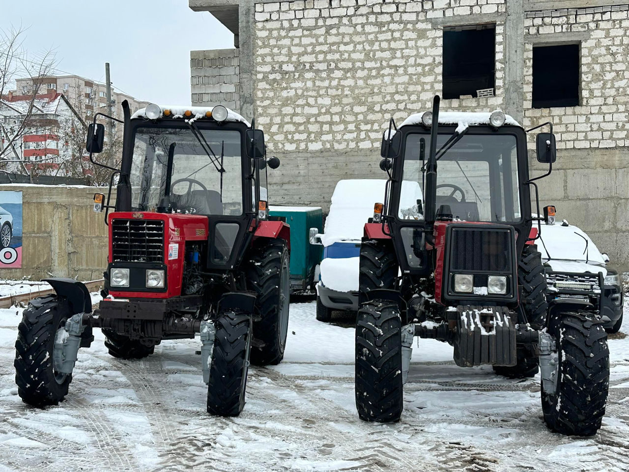 Tractor Belarus 82.1 / 892