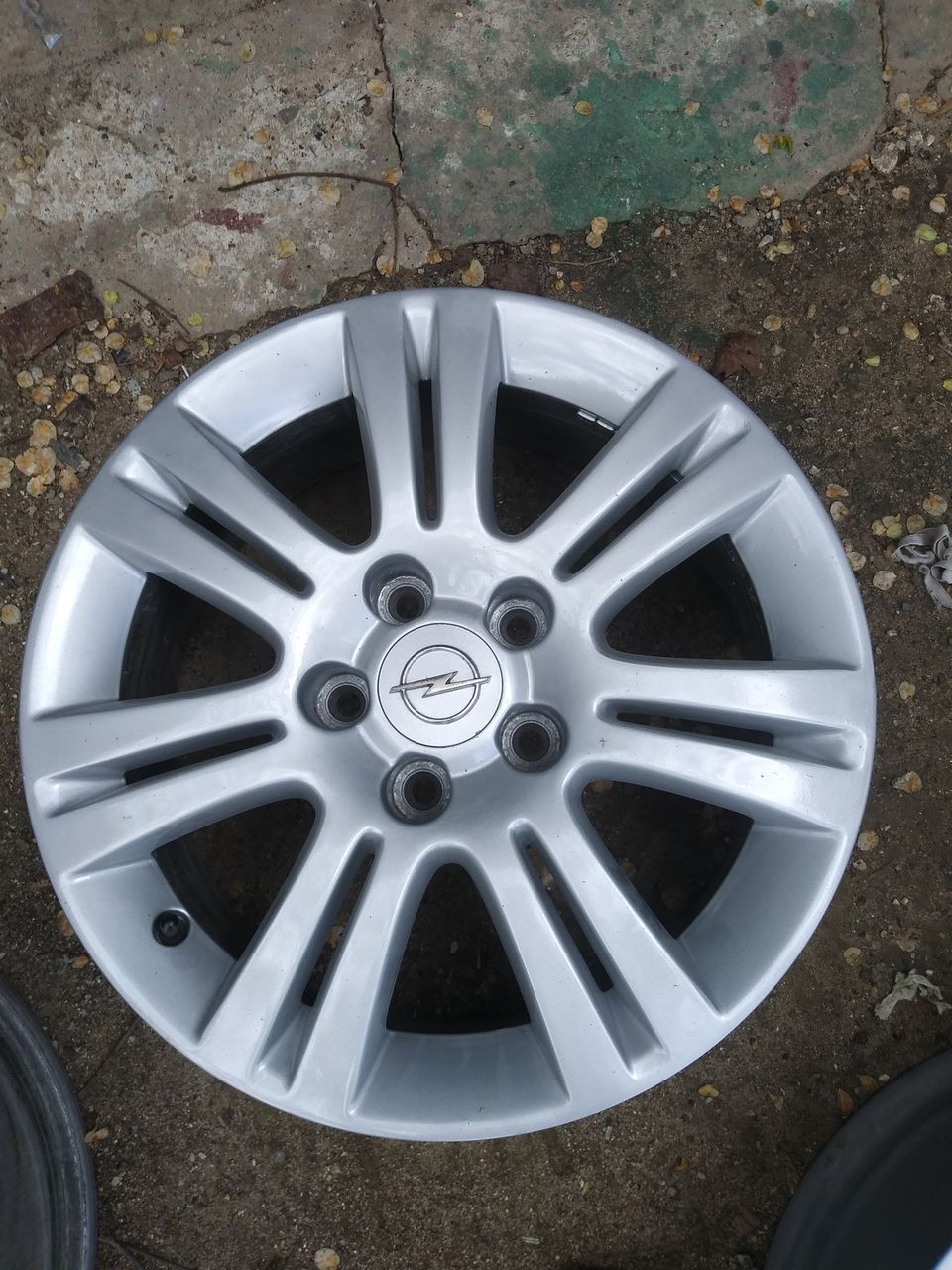 se vinde discuri de R 16