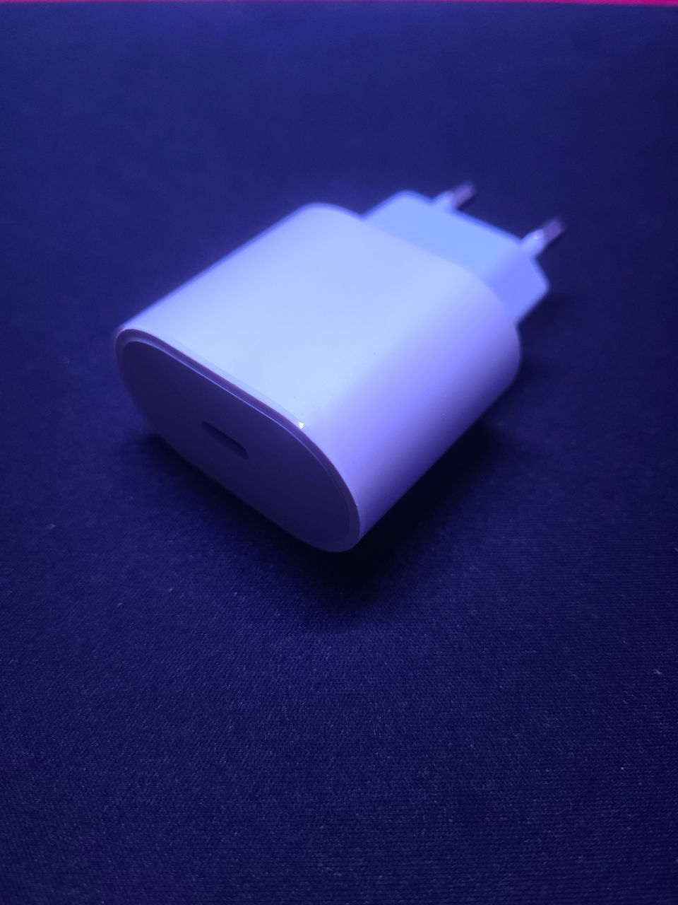 Incarcator Apple 20w