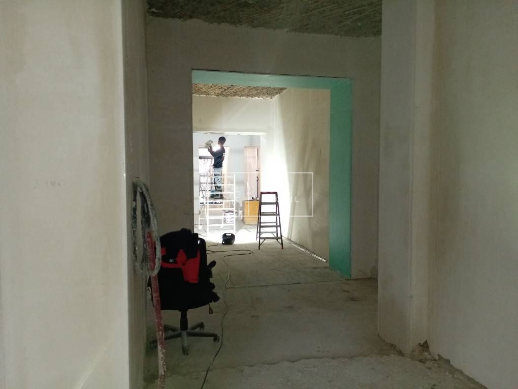 Chirie, spațiu comercial, sect. Centru, str. Columna, 85 m.p, 1700 euro