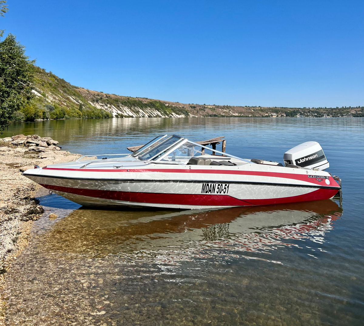 Glastron LaRaya / Johnson 120