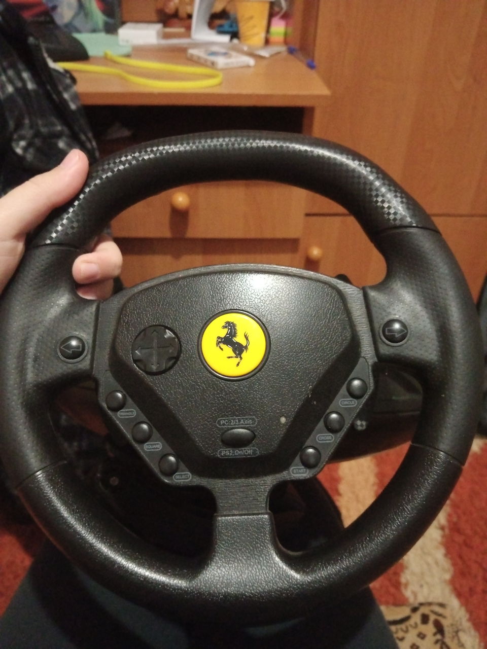 Vand volan Thrustmaster Enzo Ferrari